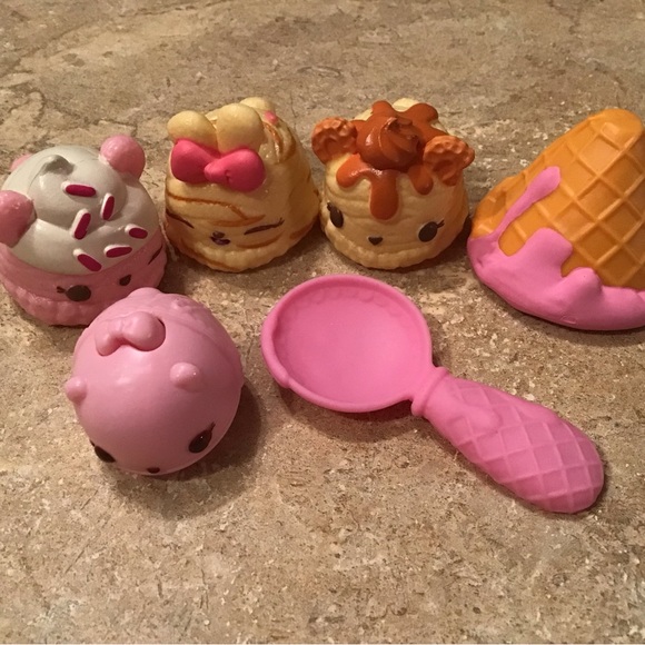 Num Noms | Toys | Num Noms Figures Strawberry Sprinkles Nilla Twirl ...
